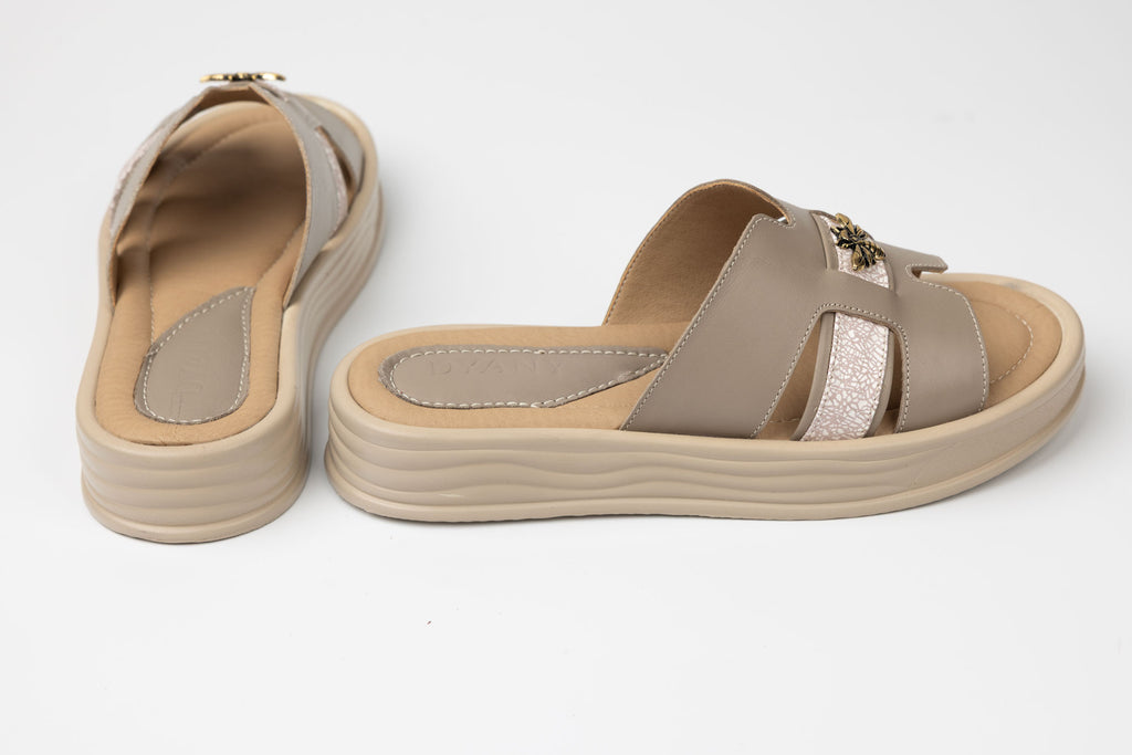 Slapi dama piele naturală DYANY 707 Nisip – Pantoful Galben